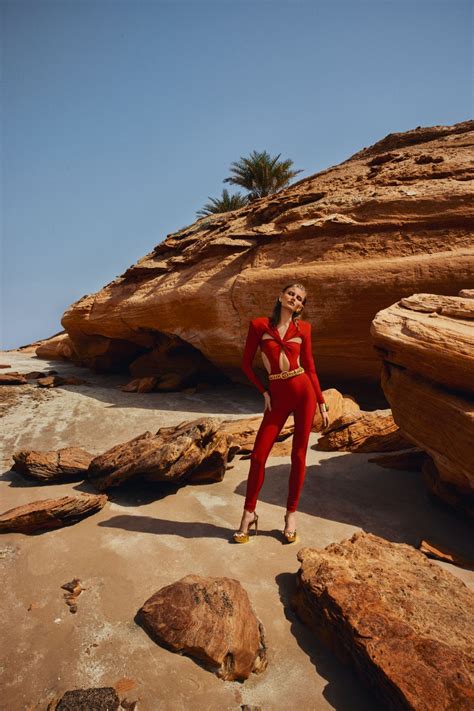 Model Yana Mmg Models