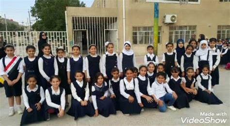 صور للتلاميذ المتميزين هذا اليوم مع معلماتهم By ‎مدرسة المنامة