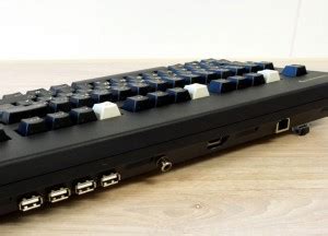 Raspberry Pi Keyboard Case Hack