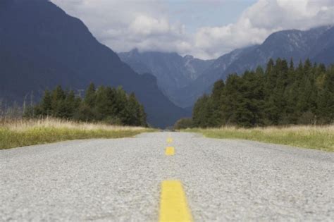 Правителството отпусна 100 милиона лева за ремонти на пътища