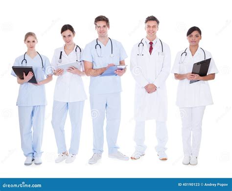 Groep Artsen En Verpleegsters Stock Afbeelding Image Of Baan Nota