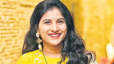 Singer Mangli సింగ‌ర్ మంగ్లీ బర్త్‌డే పార్టీలో డ్రగ్స్ కలకలం Namasthe Telangana