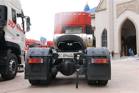 【图】东风新疆 畅行d7v 460马力 6x4 牵引车 Dfv4258gp6n 实拍图片 1186428 卡车之家