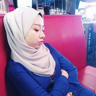 Awek Tudung Sedap Tumblr Com Tumbex