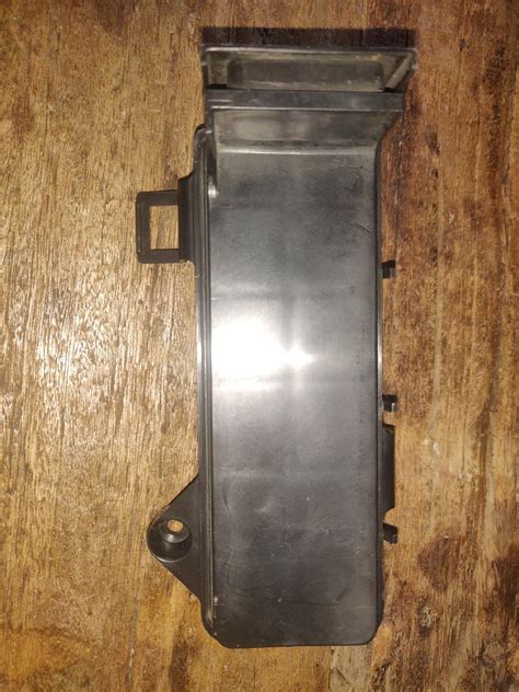 I need help identifying this part : r/AskMechanics
