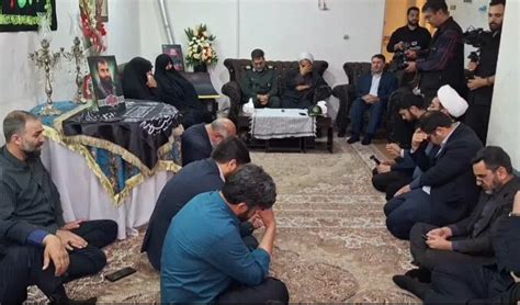 فیلم حضور مسئولان در منزل شهید پاسدار امیرمحسن حسن نژاد خبرگزاری حوزه