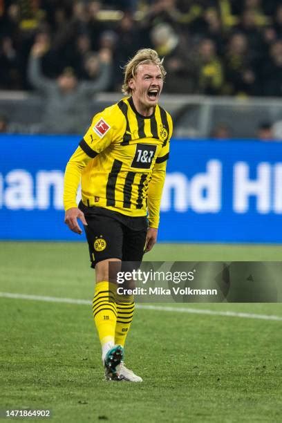 Julian Brandt Photos Photos And Premium High Res Pictures Getty Images