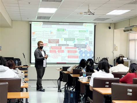 ตัวแทน T A C C ได้รับเชิญไปบรรยายพิเศษในหัวข้อเรื่อง ประสบการณ์การทำงานสายงาน การประเมินคุณภาพ