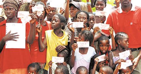 나미비아 기본소득 실험 성공할까 영양·교육 개선 이어 가게 창업 등 놀라운 변화
