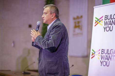 Bulgaria Wants You On Linkedin Благодарим на прекрасните лектори които взеха участие в нашето