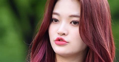 포토 다이아 솜이 귀엽게 입술 삐쭉~