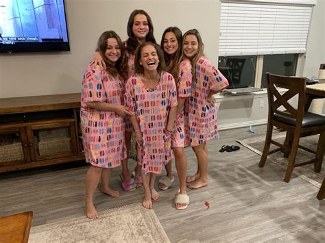 Mary Lou Rettons Eldest Daughter Shayla Is Pregnant
