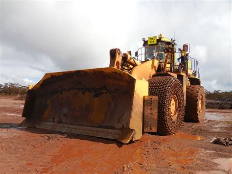 Komatsu Wa900 Wheel Dozer Komatsu Wa900 Wheel Dozers Smc