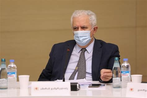 ამირან გამყრელიძის ცნობით მთავრობა ვაქცინაციის ახალი გეგმის დამტკიცებას გეგმავს Kvira Ge