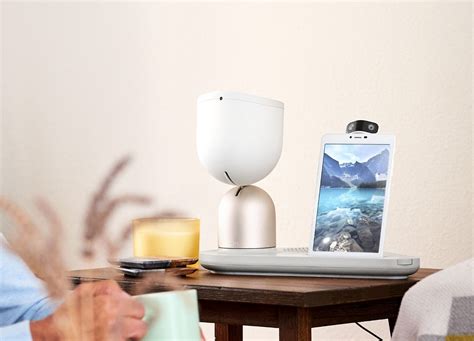 Elliq A “companion” Robot To Keep Elderly Connected Designwanted Designwanted