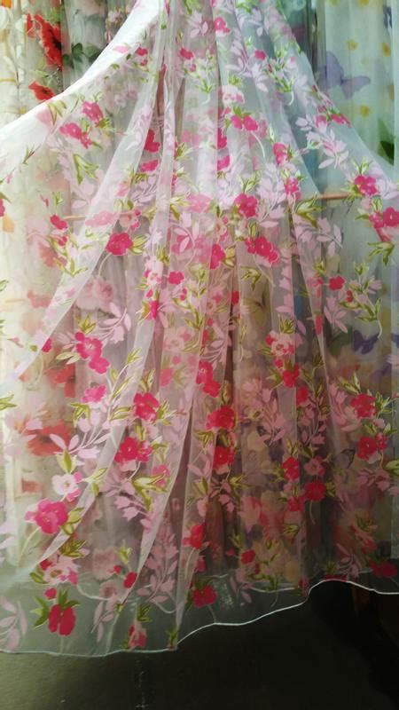 Тюль з квітами — ціна 160 грн у каталозі Штори Купити товари для дому та побуту за доступною