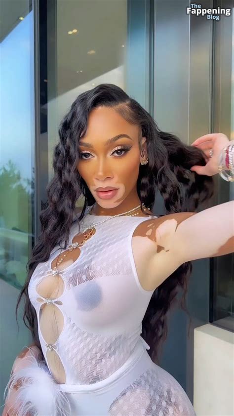 Winnie Harlow Ariel Winter Demi Moore Hayley Atwell Julianne Hough Kate Beckinsale