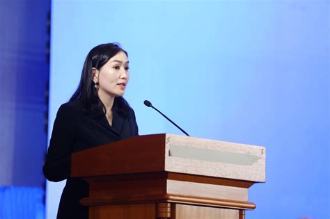 Bolortuya Засгийн газар Ерөнхий сайдын зөвлөхийн ажлаа хүлээлгэн өгөв Өнгөрсөн дөрвөн жилийн