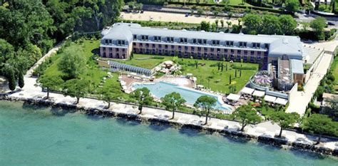 Hotel Corte Valier Direkt Am Gardasee In Lazise Komfortables Modernes