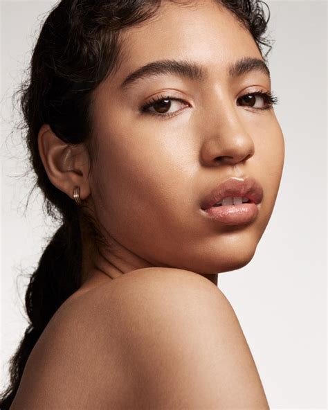 Pro Filtr Mini Soft Matte Longwear Foundation — 250 Fenty Beauty