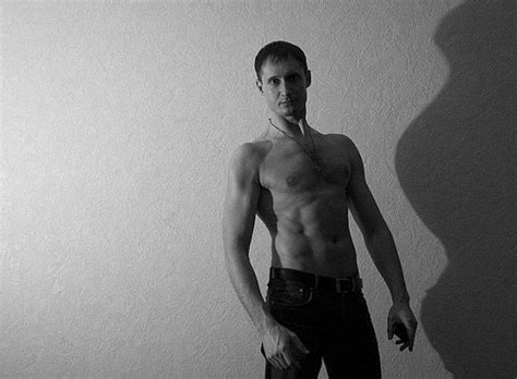 Amazing Transformation Of A Geek 5 Pics