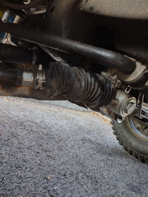 inner tie rod boot on a new steering rack is ripped...what to do? : r/3rdGen4Runner