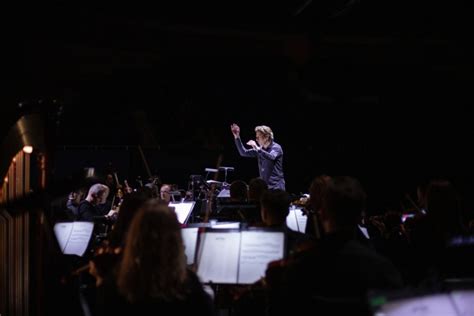 Galerie Ernst Van Tiel Dorazí Do Prahy Fanoušky Vtáhne Do Kouzelného Světa Harryho Pottera