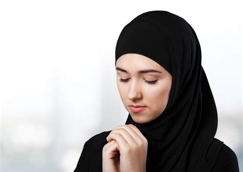 Maekup Bilder Durchsuchen 69 Archivfotos Vektorgrafiken Und Videos Adobe Stock