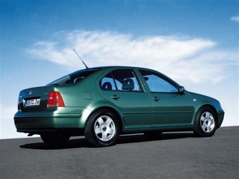 Volkswagen Bora - цена, характеристики и фото, описание модели авто
