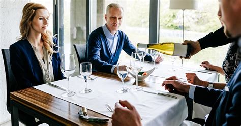 Hotel Point Of Sale System Oracle Micros Simphony Pos Oracle United Kingdom