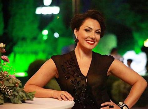 მაკა ზამბახიძე ქმართან და შვილთან ერთად გადაღებულ პირველ ერთობლივ ფოტოს აქვეყნებს