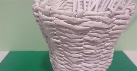 Плетіння з паперової лози