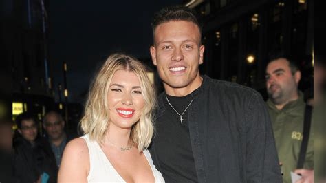 Love Islands Alex Bowen And Olivia Buckland Are Married