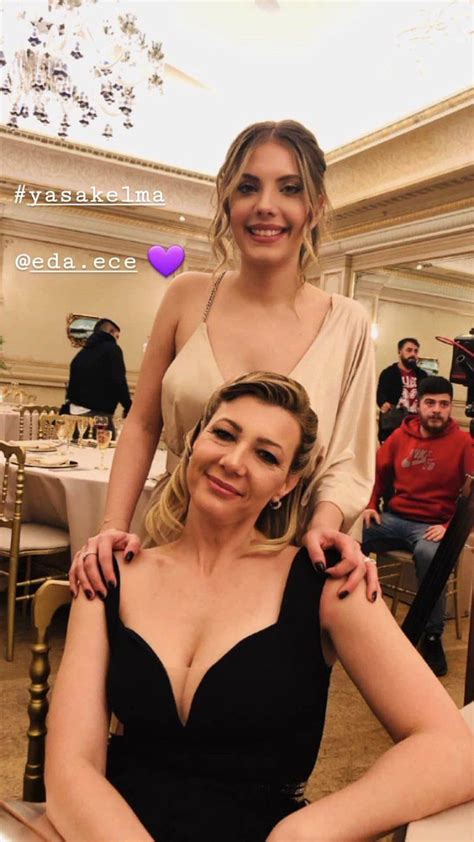 Hot Sexy Eda Ece Bikini Pics