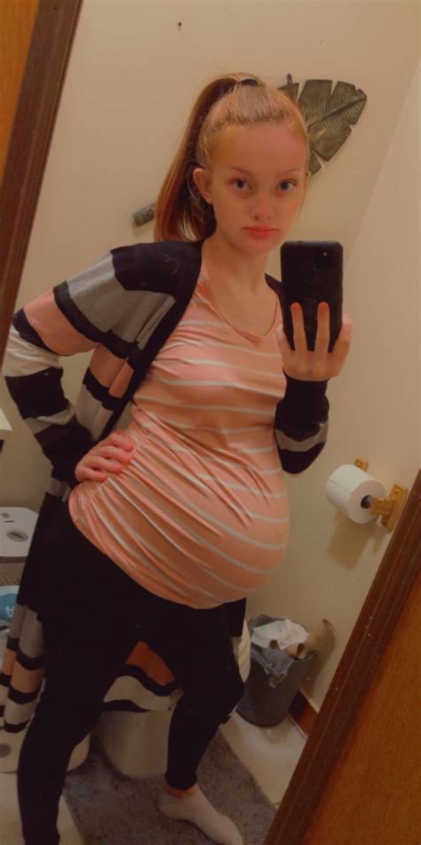 122 Best R Clothedpreggo Images On Pholder Who Here Has A Pregnant