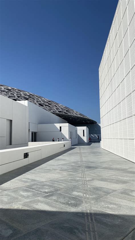 ЕВРОПЪТ КУРИЕРСКИ УСЛУГИ ЕДНА ОБИКНОВЕНА ДЕЛНИЧНА ИСТОРИЯ КАТО ПОВОД ЗА НОВИ ПРИЯТЕЛСТВА