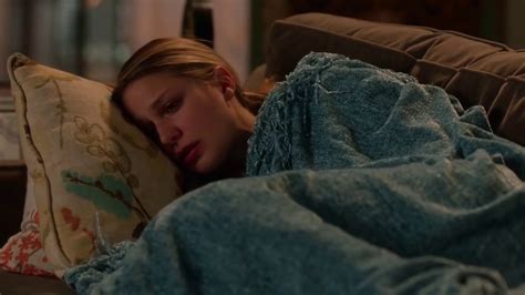 Supergirl 2x14 To Wake Up With Me Mon El Comforts Kara Homecoming Youtube