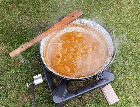 Srna НАЈБОЉИ КОТЛИЋ ВЕСЕЛЕ ДРУЖИНЕ ИЗ БАЊАЛУКЕ