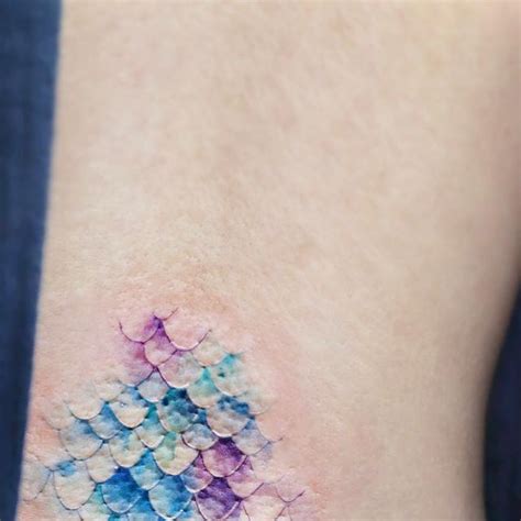 Tattooist Siren💙 On Instagram Mermaid 🧜🏼‍♀️ 작업은 너무 맘에드는 데 허리쪽은 작업하고 나면 모공이 많이 열리네요 ㅠㅜ 후기샷을 기대해