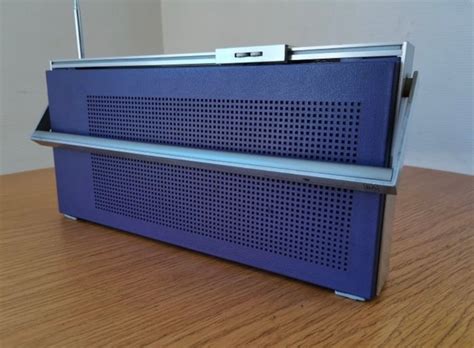 Bang And Olufsen By Jacob Jensen Extremely Rare Beolit 400 In Purple