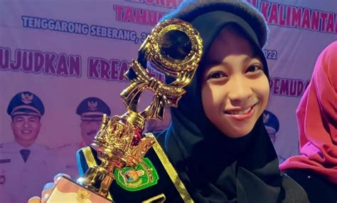 Koleksi Busana Lumeinescence Mampu Antarkan Yusi Juara 1 Tingkat