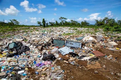 The Samoan Islands A Little Haven Wrestling With Plastic