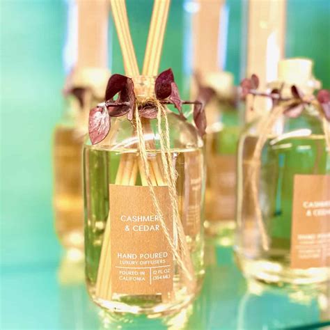 Cashmere And Cedar Clear Reed Diffuser