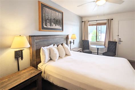 Rooms Western Riviera Lakeside Lodging