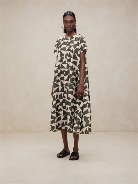 Banana Republic Aurelia Crepe Maxi Dress International Shipping