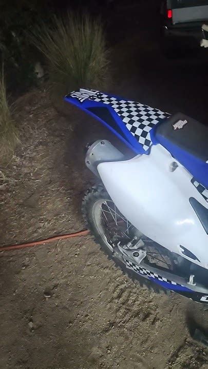 2007 Yamaha yz250f Rev - YouTube