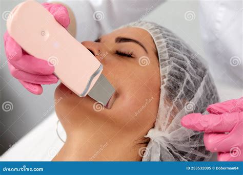 What Is Ultrasonic Exfoliation At Nicole Routh Blog