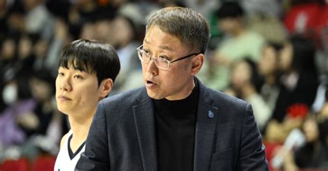 [경기 후] 손규완 소노 코치 체력 우위를 잘 이용했다 … 김상식 정관장 감독 선수들이 뛰지 못하더라