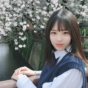 FC PPV 完全顔出し無修正 歳現役女子 生無邪気な色白美少女に 回中出し glamoroustube