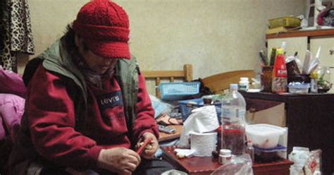 혹한 속 쪽방촌 사람들 이불이 필요해요